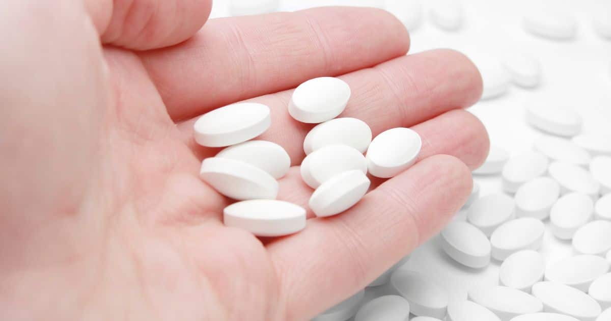 What is the White M366 Pill? Uses, Side Effects & More