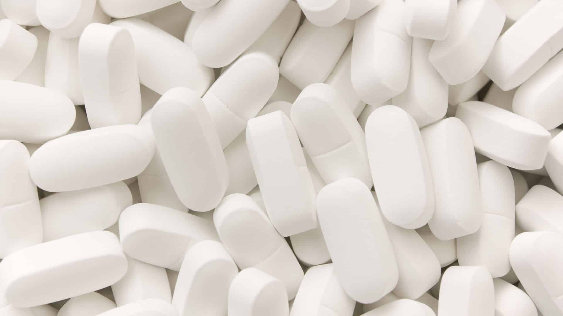 What Is the M523 Pill? Oxycodone/Acetaminophen Uses and Risks